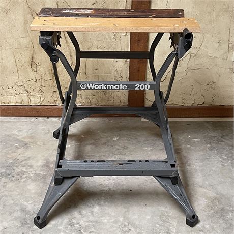 Blazing Auctions - Black and Decker Workmate 200 Portable Work Table