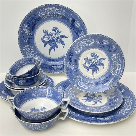 Blazing Auctions - Setting for 2 Spode’s Camilla Blue China Dinnerware