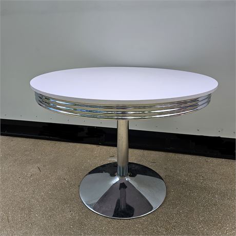 Blazing Auctions - Raleigh retro dining table by Target