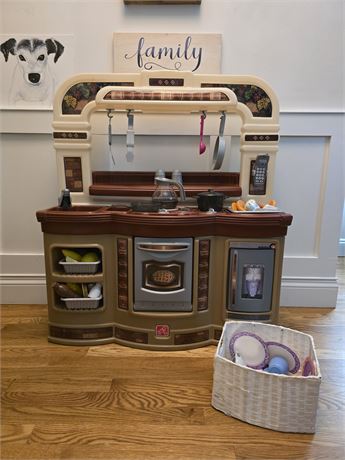 Blazing Auctions - Step 2 Kitchen Playset with Numerous Accessories