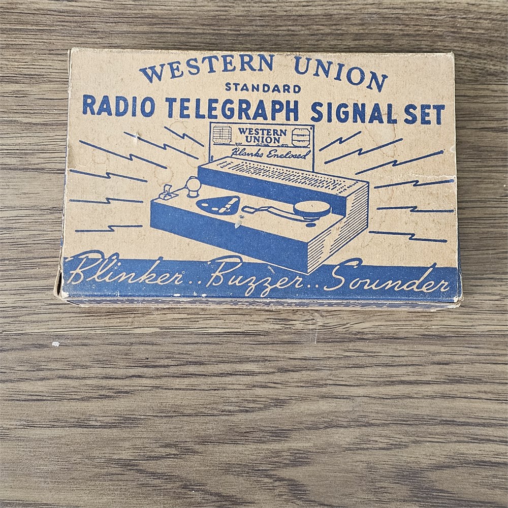 Blazing Auctions - vintage Western Union standard Radio Telegraph Signal Se