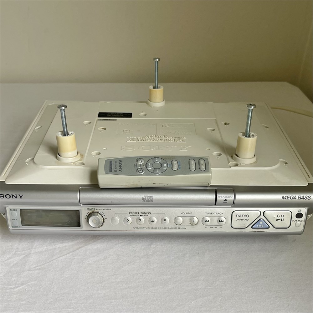 Blazing Auctions - Sony Under Cabinet Mount AM/FM Radio CD Player Clock ...
