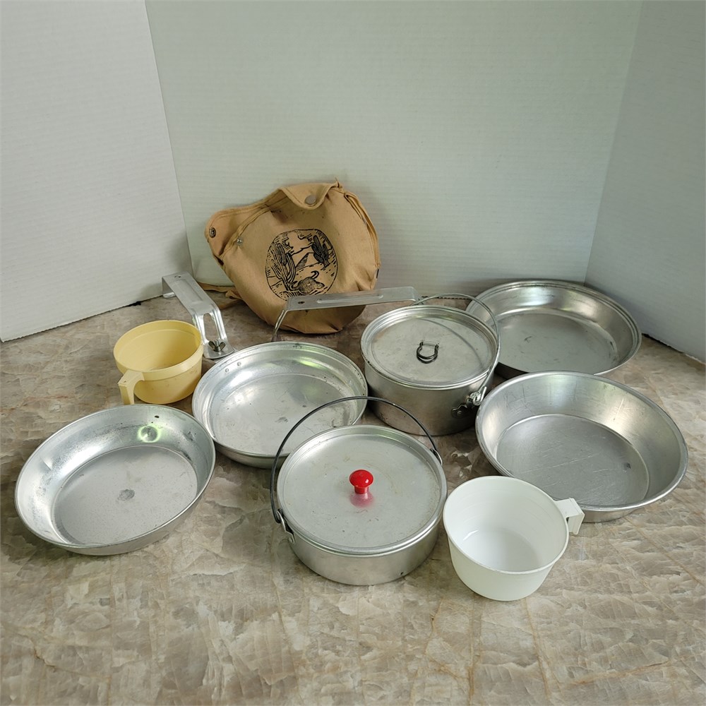 Blazing Auctions - Camping equipment