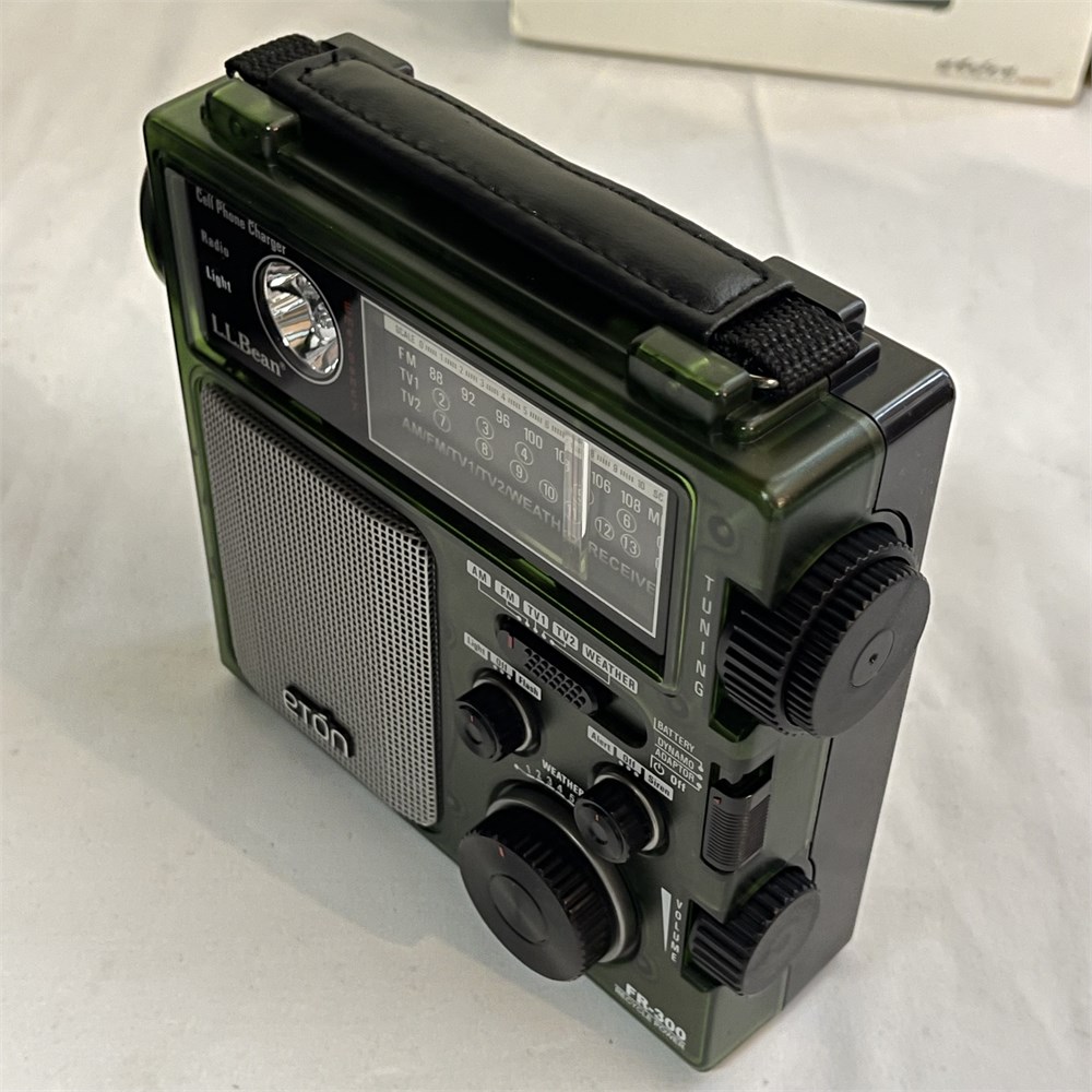 Blazing Auctions - NIB FR300 Multi-Purpose Radio w/ Case