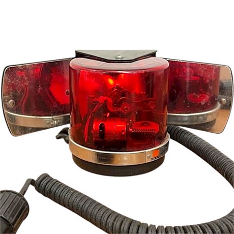 Blazing Auctions - Federal Fireball II Strobe Emergency Signal Light ...