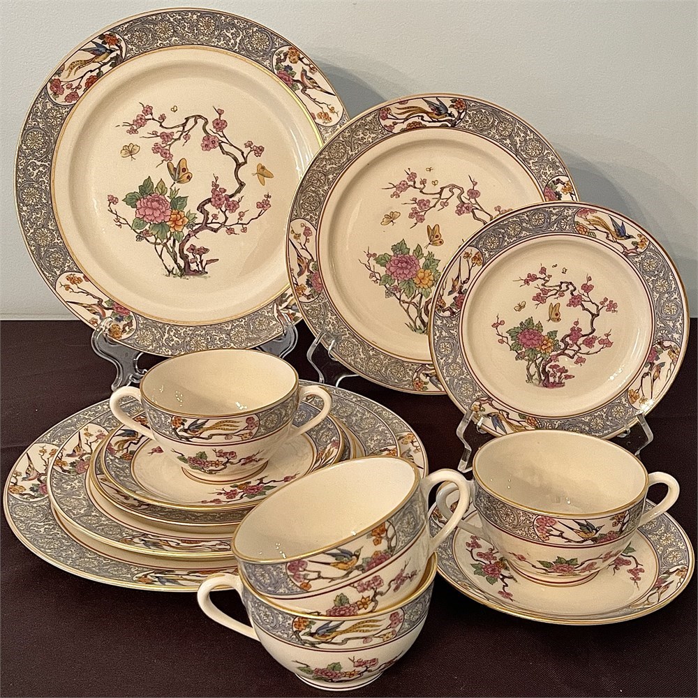 Blazing Auctions - Setting for 2 Lenox “Ming” China Dinnerware - 12pc Set