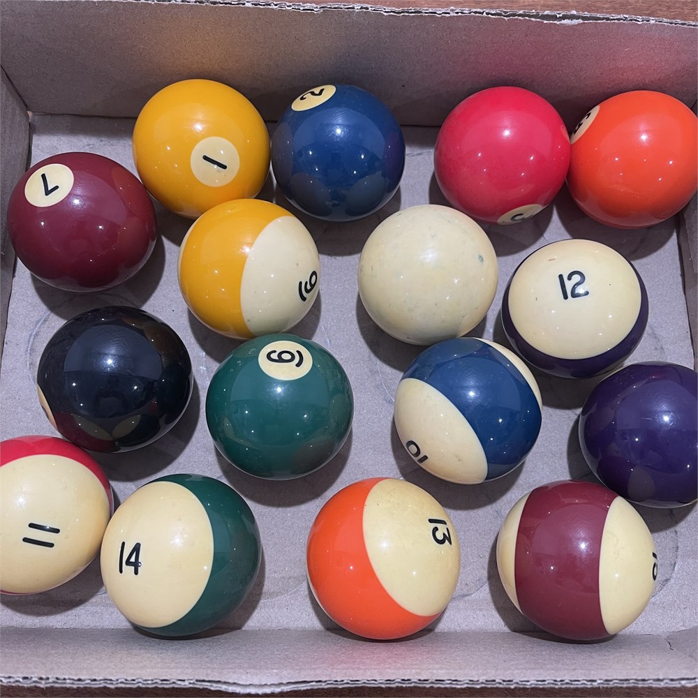 Blazing Auctions - Billiard Ball Set