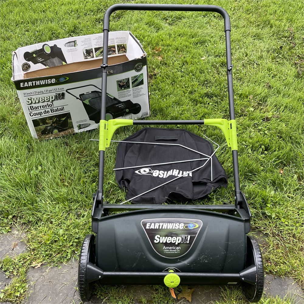 Blazing Auctions - Earthwise Sweepit! 21" Push Lawn Sweeper