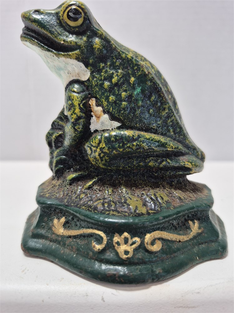 Blazing Auctions - Vintage Cast Iron Frog Doorstop