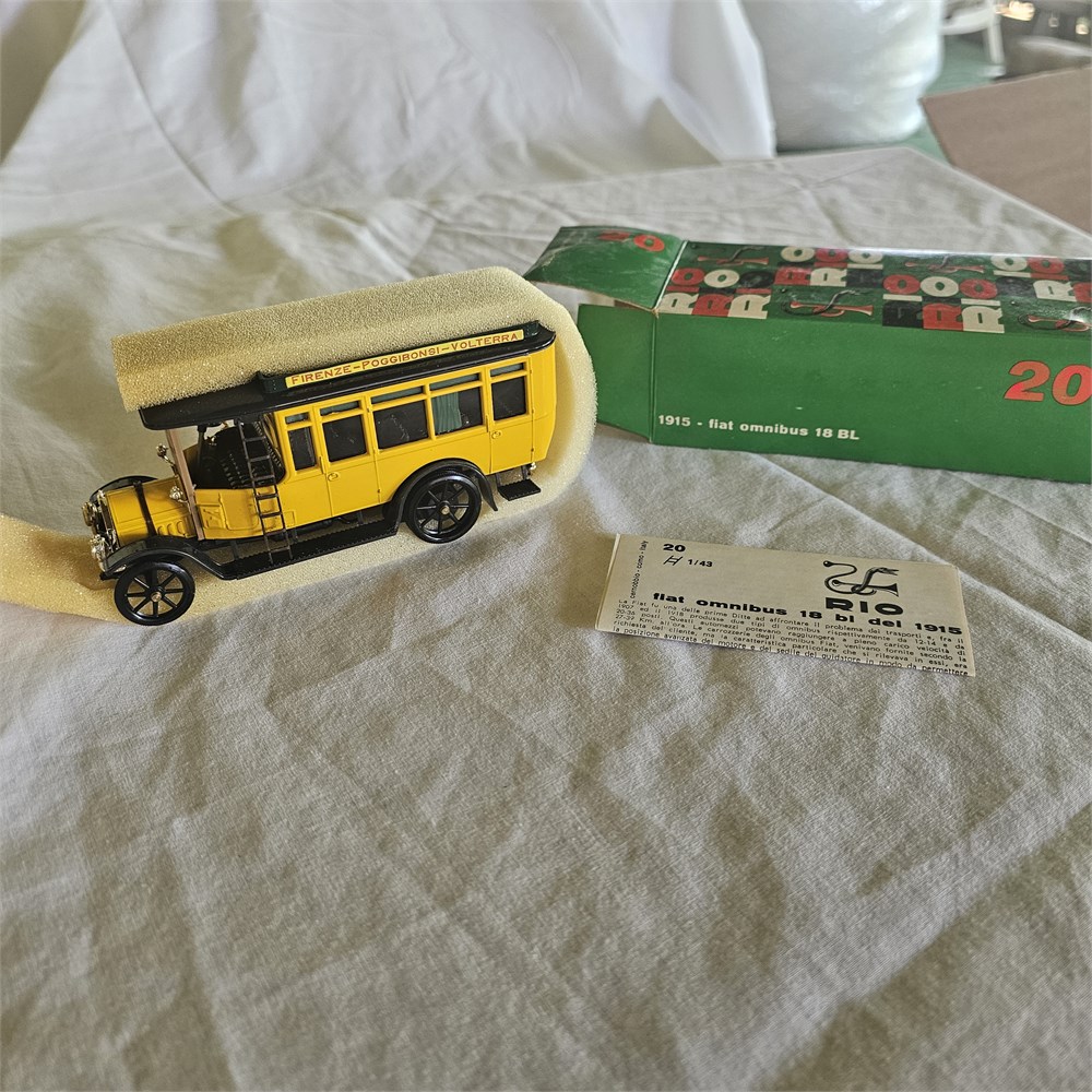 Blazing Auctions - Rio 1:43 scale diecast model of a 1915 Fiat Omnibus ...