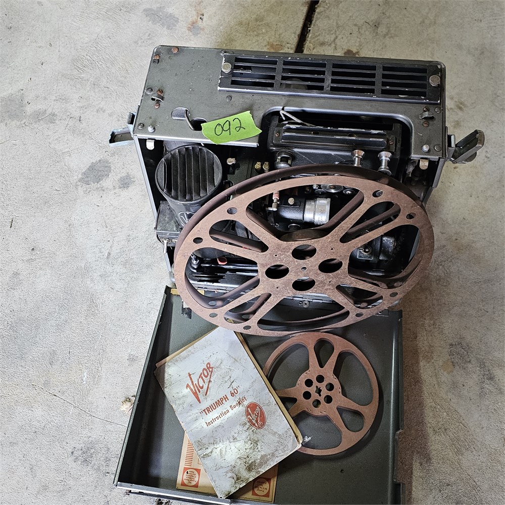 Blazing Auctions - Vintage Victor "Triumph 60" 16mm movie projector and ...